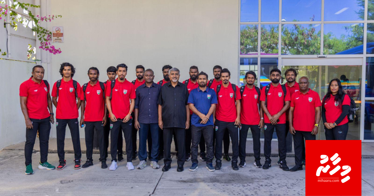 Gaumee team 2 bayakah bahaigen 2 flight gai 2 root akaun India ge ...
